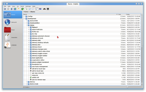 KWheezy 1.1 Full Review - A Debian Based OS for Linux Beginners